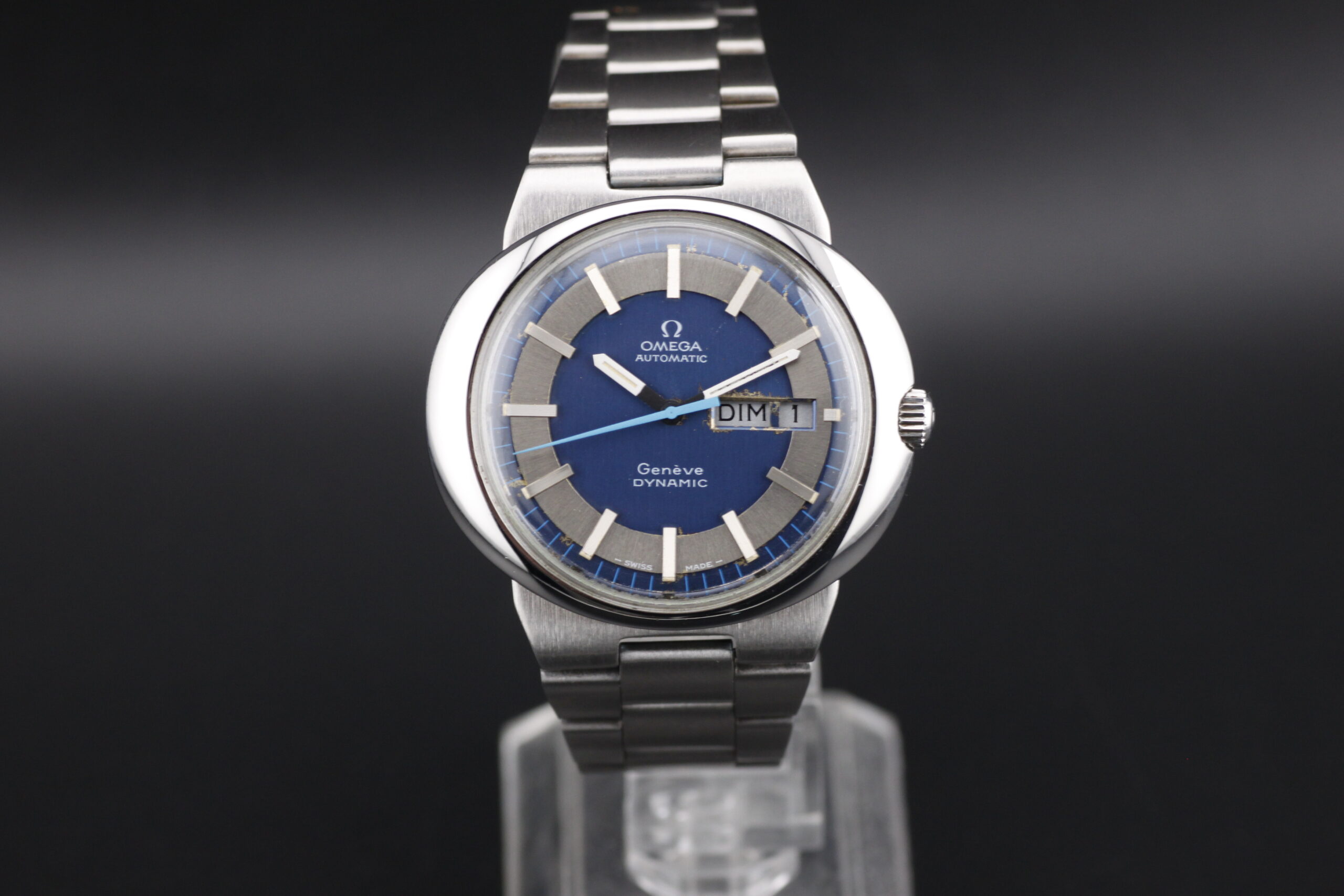 Omega Dynamic DayDate - Automatique - La Confrérie du Temps